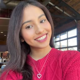 Barbara J. DeVaney Memorial Scholarship Fund | Bold.org